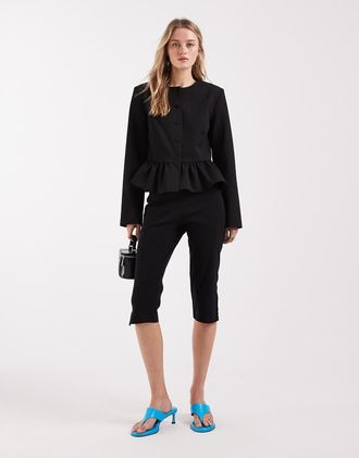 Asos Blazer boutonn&eacute; &agrave; basque - Noir