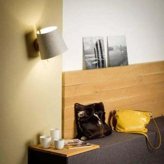 Domus [NEUWERTIG] B-Ware Domus Licht Wandleuchte Wandlampe Muun Filzleuchte Eiche Wollfilz Drehbar
