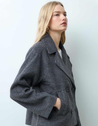 Mango Teen trench court en m&eacute;lange de laine &agrave; carreaux gris