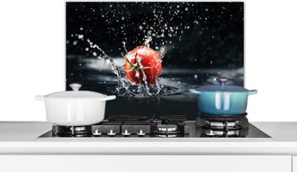 MuchoWow Spritzschutz Küche Küchenrückwand Alu Poster Bilder 60x40 cm Tomate - Gemüse - Stilleben - Wasser - Rot