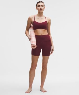 lululemon Align Shorts mit hohem Bund f&uuml;r Frauen - 15 cm - Gr&ouml;&szlig;e 10 in Burgundy Bay