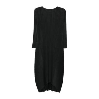 Issey Miyake Damen, Kleider, Schwarzk, XLGr&ouml;&szlig;e