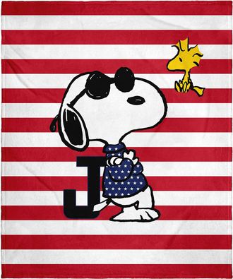 Intimo Intimo Peanuts Joe Cool Snoopy Woodstock Flag Plush Fleece Throw Blanket Wall Scroll
