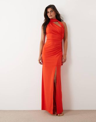 Tfnc Robe longue asym&eacute;trique et pr&egrave;s du corps avec fente haute et d&eacute;tail foulard - Orange