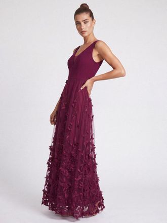 Apart Abendkleid mit 3D-Bl&uuml;tenstickerei