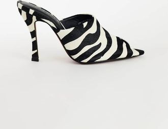 Topshop Winona Peeptoe-Sandalette mit Absatz und hohem Vorderblatt in Zebramuster aus Echtleder-Multi