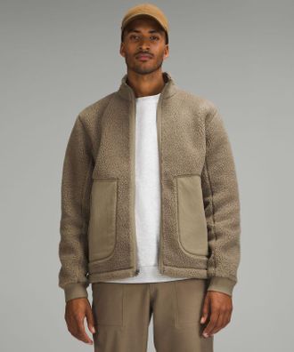 lululemon Jacke mit Rei&szlig;verschluss aus hochflorigem f&uuml;r M&auml;nner - Gr&ouml;&szlig;e 2XL in Fawn Brown