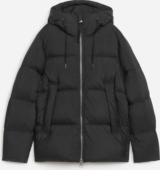 Arket Upcycled Down Steppjacke -Schwarz