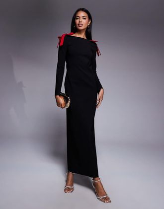 Daska Robe longue avec noeud sur les épaules - Noir et rouge