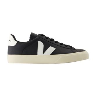 Veja Baskets Campo en cuir chromefree noir et blanc