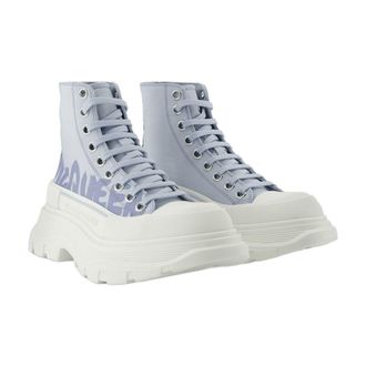 Alexander McQueen Womens Tread Slick Sneakers Black-White Leather Shoes