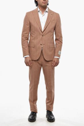 Corneliani CC COLLECTION Zweiknopf-Anzug aus Schurwoll-Seiden-Mischgewebe im Nadelstreifen mit Spitzrevers Corneliani