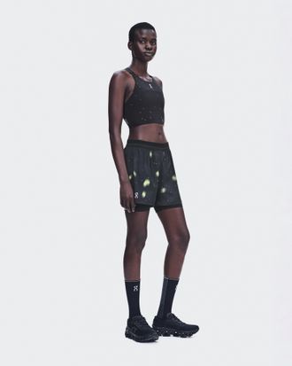 On Performance Shorts Lumos