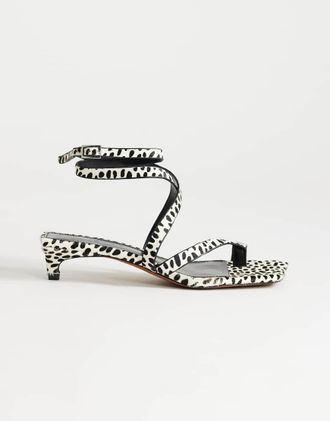 Topshop Sophie - Sandales &agrave; brides et talon mi-haut en cuir avec imprim&eacute; dalmatien-Blanc
