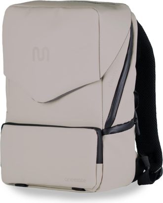 onemate Rucksack clarity mit diversen F&auml;chern & Features f&uuml;r Ordnung im Alltag - sto&szlig;sicheres Laptopfach - 99% aus recycelten Plastikflaschen - robust & wasse
