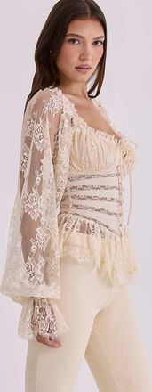 House of CB Cara - Top manches longues en dentelle &agrave; basque style vintage - Ivoire-Blanc
