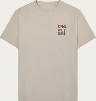 Knowledge Cotton Apparel Herren vegan T-Shirt Chest Print Light Feather Gray