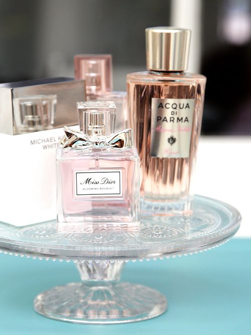 rangement flacon de parfum