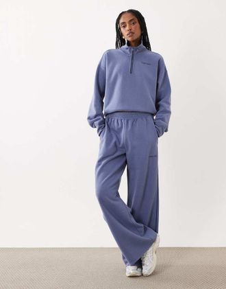 Calvin Klein Jeans Calvin Klein French Terry geb&uuml;rstete Wide-Leg-Hose als Kombiteil mit Paspeldetail in Steingrau-Blau