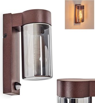 HOFSTEIN Au&szlig;enwandleuchte Encoberta, Au&szlig;enwandlampe mit Bewegungsmelder aus Metall/Glas in Rostfarben/Rauchfarben, Leuchte im Industrial-Design f&uuml;r Garten/Au&szlig;e
