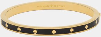 Kate Spade New York Kate Spade Spot The Spade Armreif Mit Scharnierverschluss Aus Emaille f&uuml;r Frauen in Schwarz | Emaille