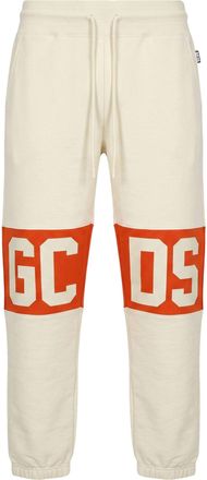 GCDS HOSEN & R&Ouml;CKE - Hosen auf YOOX.COM