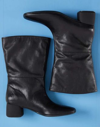 Vagabond Shoemakers Livia bottines en cuir &agrave; bout rond fronc&eacute; noires
