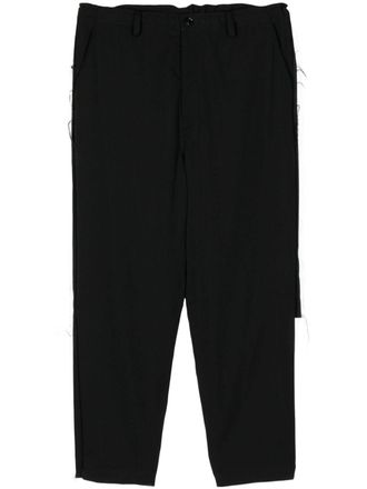 Yohji Yamamoto Tapered-Hose mit ungesäumten Kanten - Schwarz