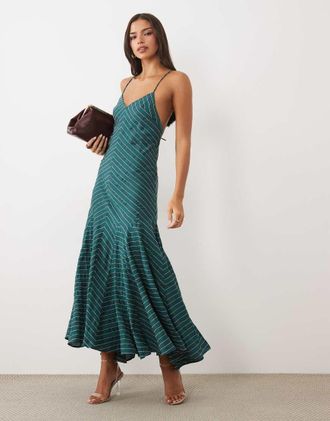 Asos Maxikleid mit Tr&auml;gern, tiefem R&uuml;ckenausschnitt und Godet-Saum in petrolfarbenem Streifenmuster-Multi