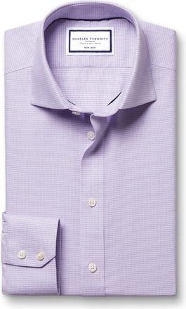 CHARLES TYRWHITT Bügelfreies Kensington Hemd mit Stretch und Haifischkragen - Lila Knopfmanschette