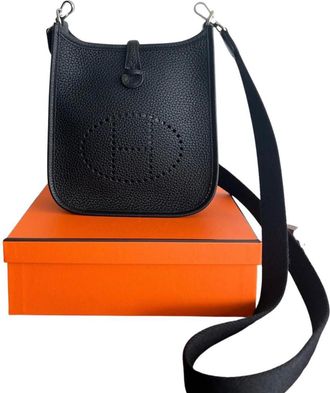 Herm&egrave;s Black Mini Evelyne 16
