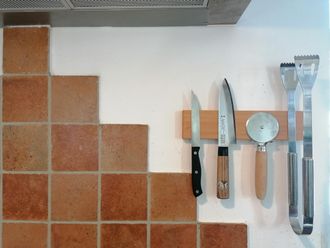 Eli Jewels Messerhalter-Roberto aus Holz (Nussbaum, 18,8 cm)