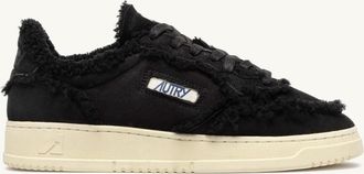 Autry SNEAKERS MEDALIST MUTTON AUS WILDLEDER UND SHEARLING IN SCHWARZ