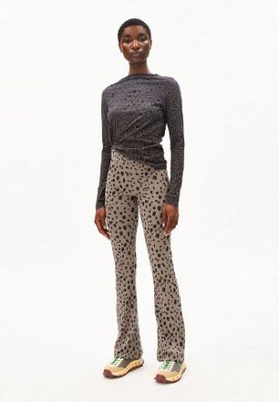 Armedangels Longsleeve LEO Longsleeve aus Bio-Baumwolle mit Leo-Print Slim Fit