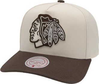 Mitchell & Ness NHL Fashion Basic 2T Pro Snapback Casquette de baseball - Chicago Blackhawks, crème