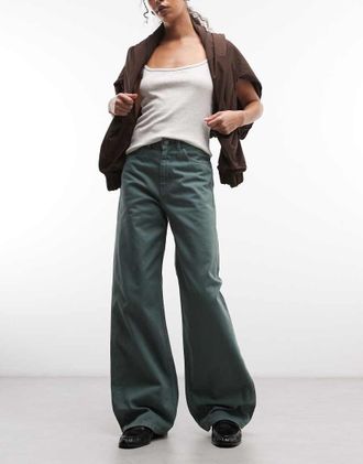 Carhartt Work in Progress Jane - Jeans in Khaki mit weitem Schnitt-Gr&uuml;n