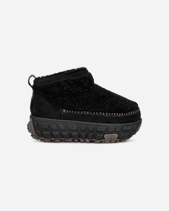 UGG Venture Daze Ultra Mini Cozy Boot f&uuml;r Damen in Black, Gr&ouml;&szlig;e Schaffell/Leder