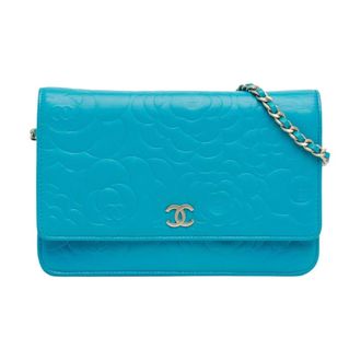 Chanel Pre-owned Sac bandouli&egrave;re matelass&eacute; Cam&eacute;lia en cuir dagneau - Femme - Pre-owned - Bleu - Taille: ONE Size