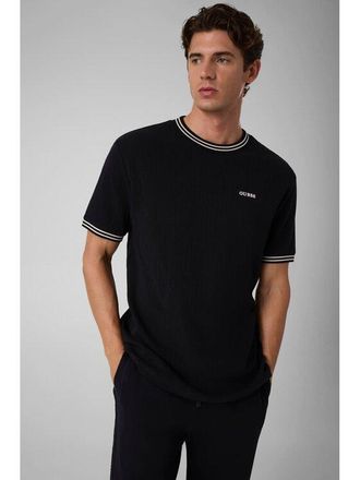 Guess T-Shirt 184033 Schwarz Classic Fit