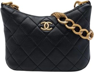Chanel Sac bandouli&egrave;re matelass&eacute; en cuir dagneau pr&eacute;-poss&eacute;d&eacute; - Femme - Pre-owned - Noir - Taille: ONE Size