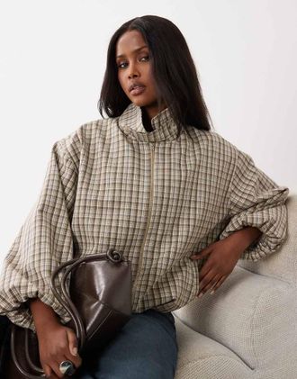 Asos Blouson Harrington d&eacute;contract&eacute; avec col chemin&eacute;e &agrave; carreaux-Brown