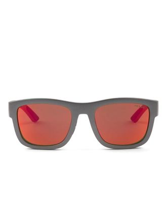 Prada Sonnenbrille mit eckigem Gestell - Grau