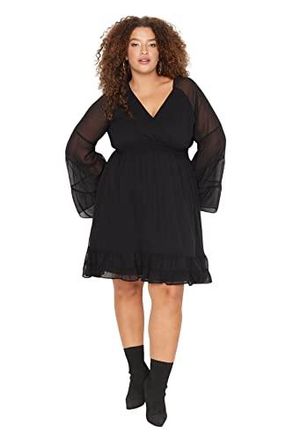 Trendyol Robe Grande Taille-Noir-Skater, 5XL Gro&szlig;e Gr&ouml;&szlig;en Femme