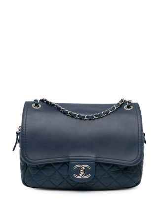 Chanel sac porté épaule Easy Zip Flap (2011) - Bleu