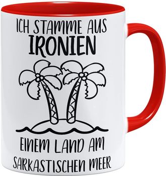 OM3 Ich stamme aus Ironien einem Land am sarkastischen Meer Kaffee-Tasse - Keramik Becher - 11oz 325ml - Spruchtasse mit Palme & Insel - Rot