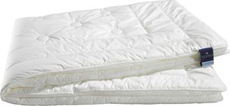 Billerbeck Bettdecke Belair - 135 x 200 cm - leichte und warme Winterdecke - atmungsaktive Decke f&uuml;r kalte N&auml;chte