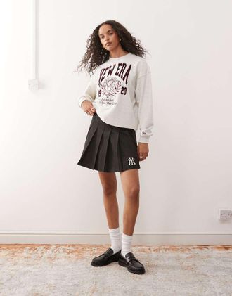 New Era NY Yankees - Tennisrock in Schwarz