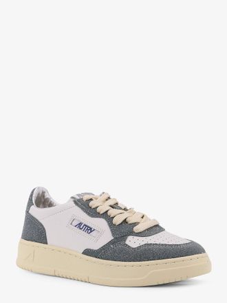 Autry Womens Medalist Low Leather Low-Top Sneakers White Trainers