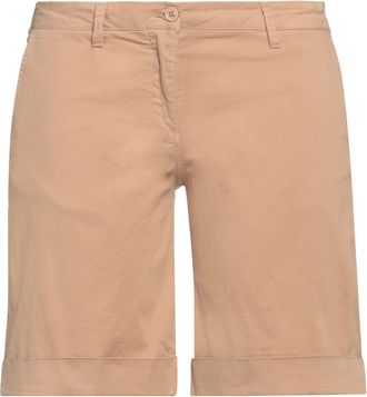 Moncler HOSEN & R&Ouml;CKE - Shorts & Bermudashorts auf YOOX.COM