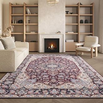 Safavieh Traditionell Teppich f&uuml;r Rug Ideal f&uuml;r stark frequentierte Bereiche - Maschinenwaschbar und rutschfest - Tucson Collection, Kurzer Flor, in Rot Und Ma